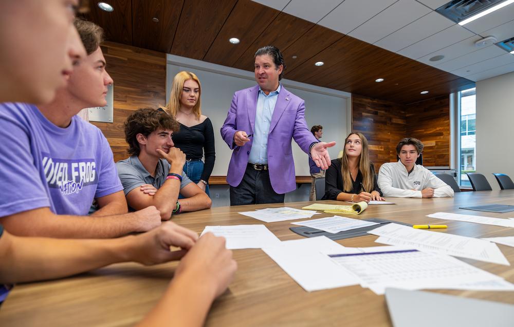 TCU President Shares Strategies for Entrepreneurial Leadership in Higher Ed