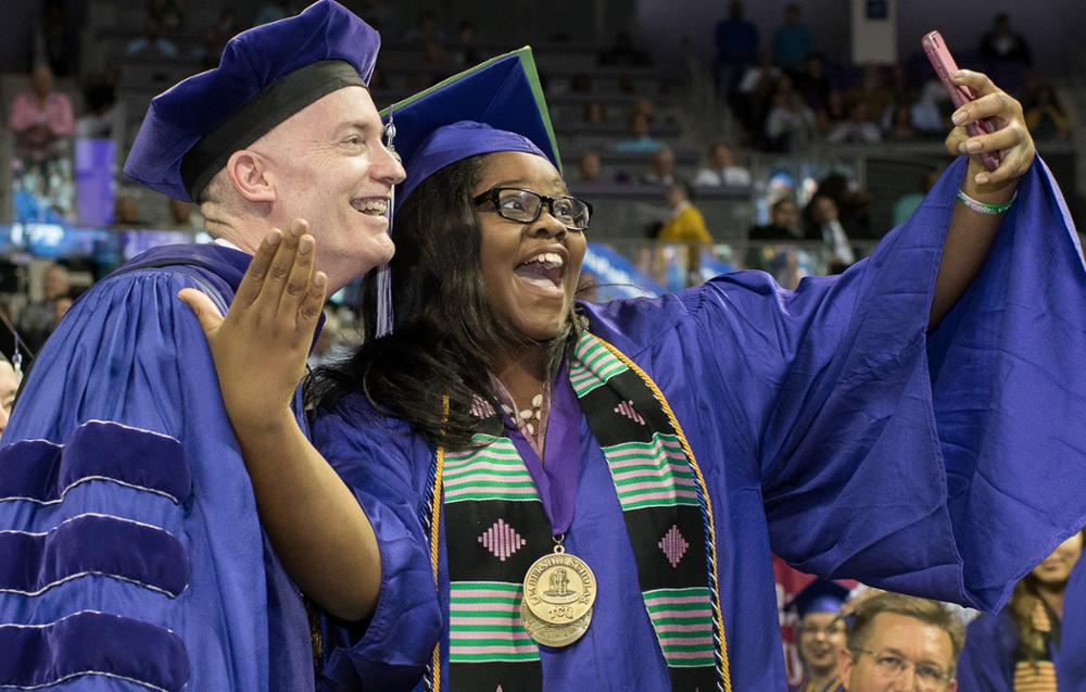 TCU graduated 738 at fall commencement Dec. 21
