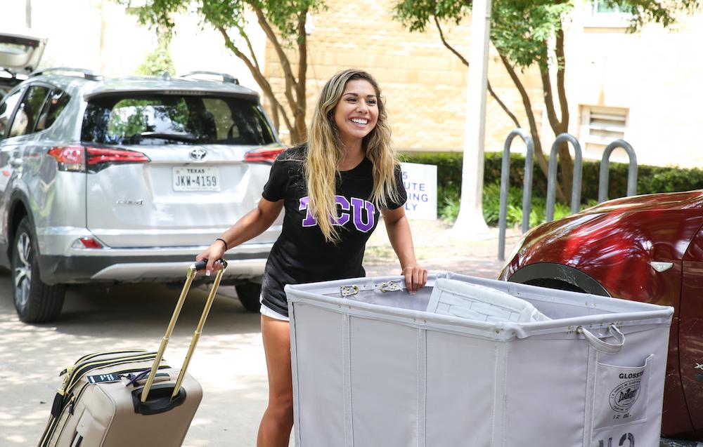 On the Move: First-, Second-Year Students to Fill Residence Halls