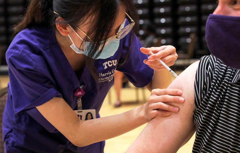 TCU Nursing Holds Flu Vaccine Clinic Oct. 6